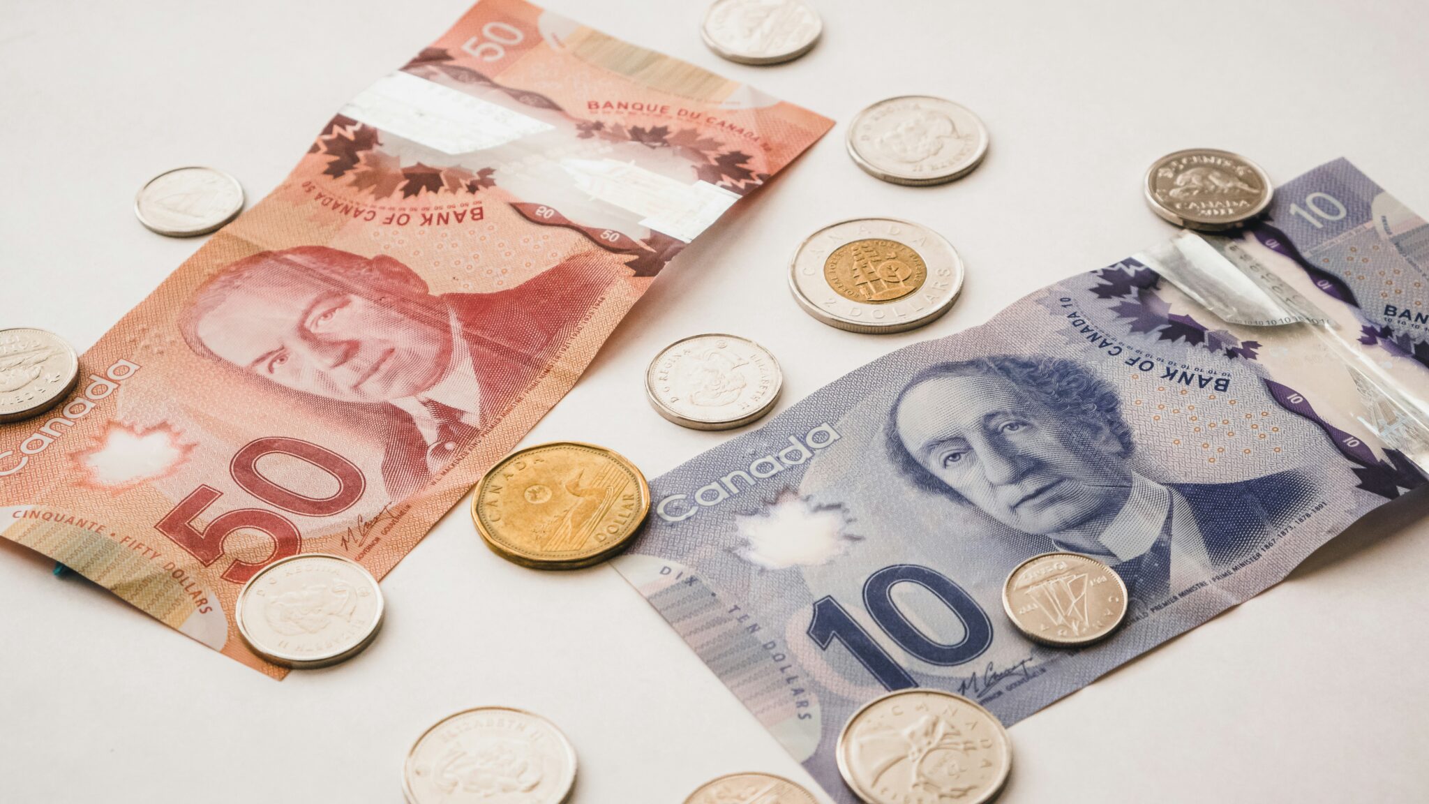 Canadian wages grew 20% over four decades with full-time workers seeing ...