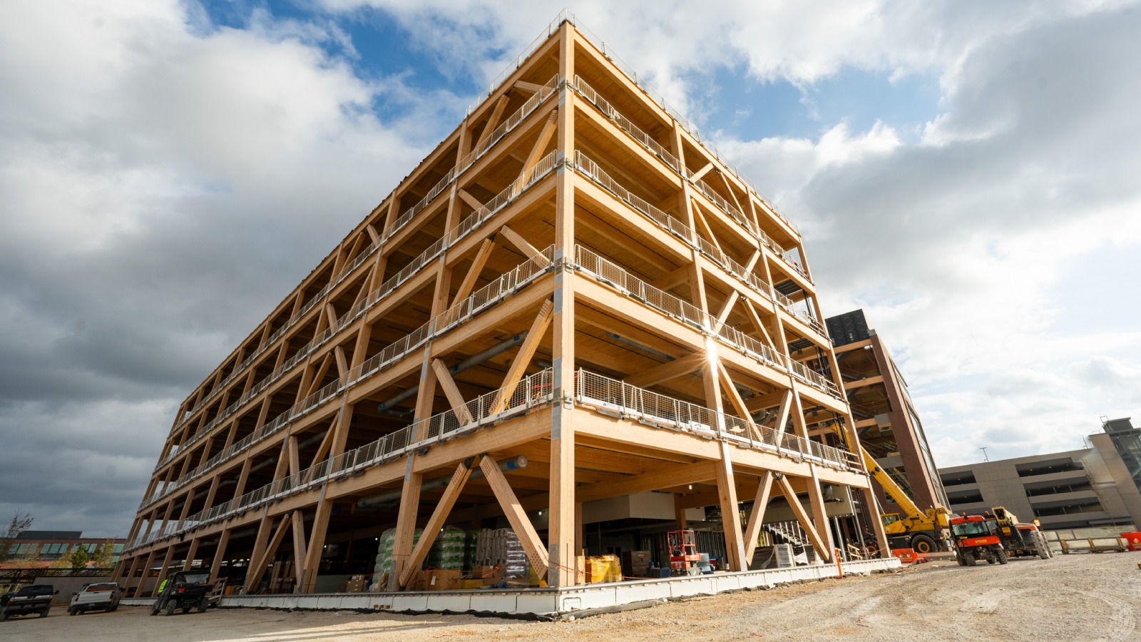 Walmart opens new 'Home Office' campus with sustainability and employee ...